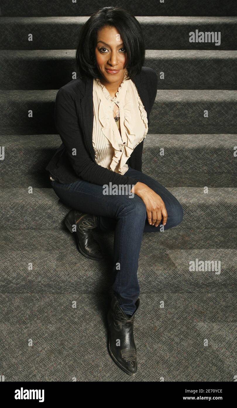 Sarah jones actress hi-res stock photography and images - Alamy