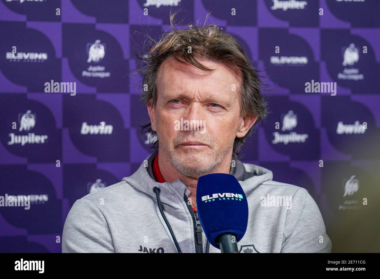 ANTWERPEN, BELGIUM - JANUARY 29: coach Franky Vercauteren of Royal ...