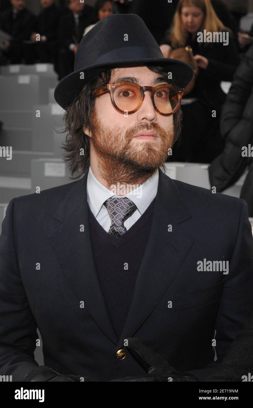 Sean Lennon attends Chanel's Haute-Couture Spring-Summer 2007 ...