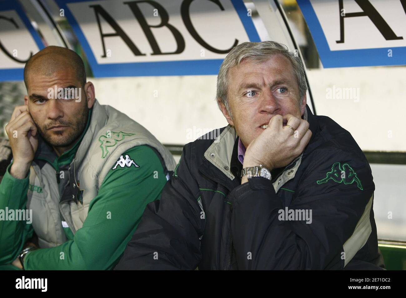 Real betis coach hi-res stock photography and images - Alamy