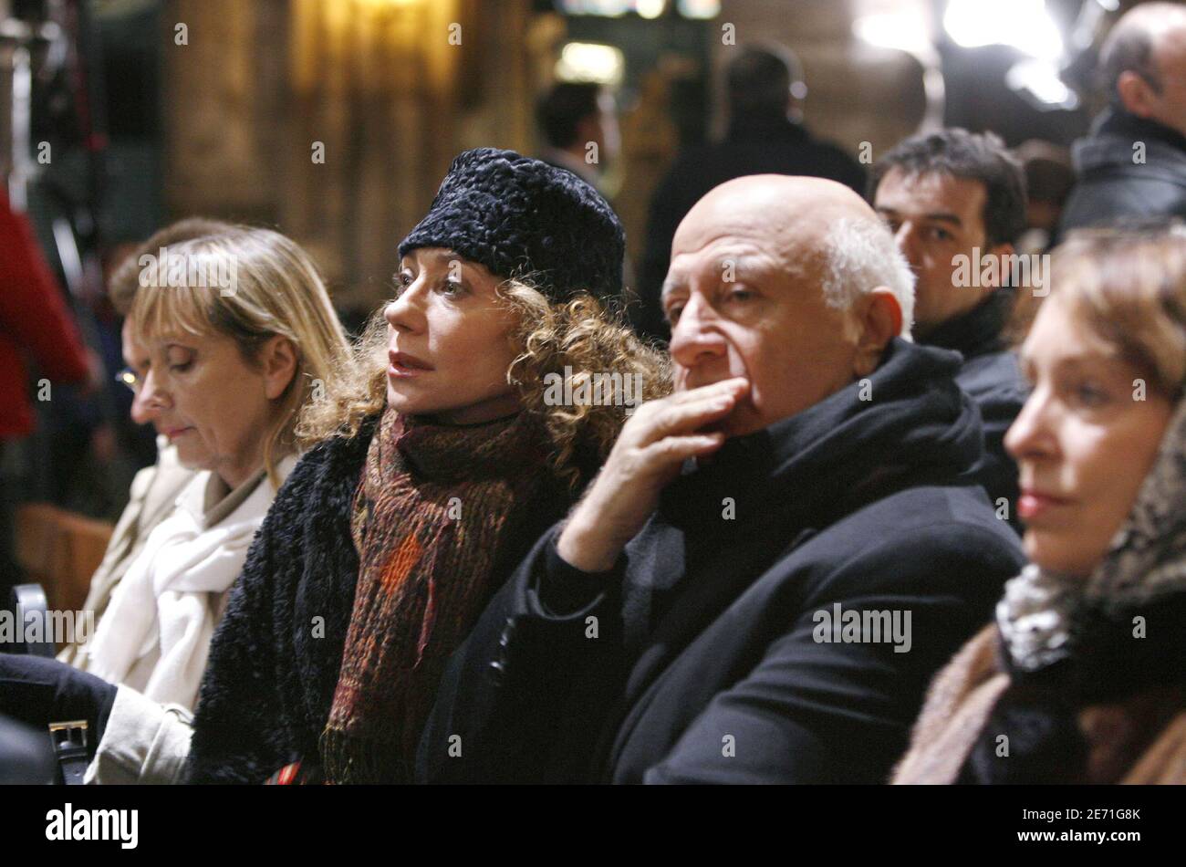 Actress abbe hi-res stock photography and images - Alamy