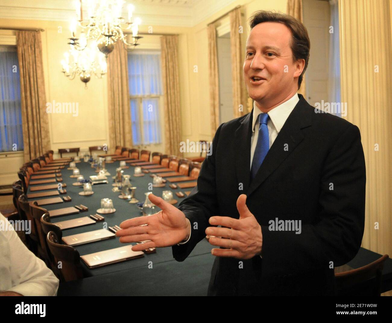 Cabinet room inside 10 downing street hi-res stock photography and ...