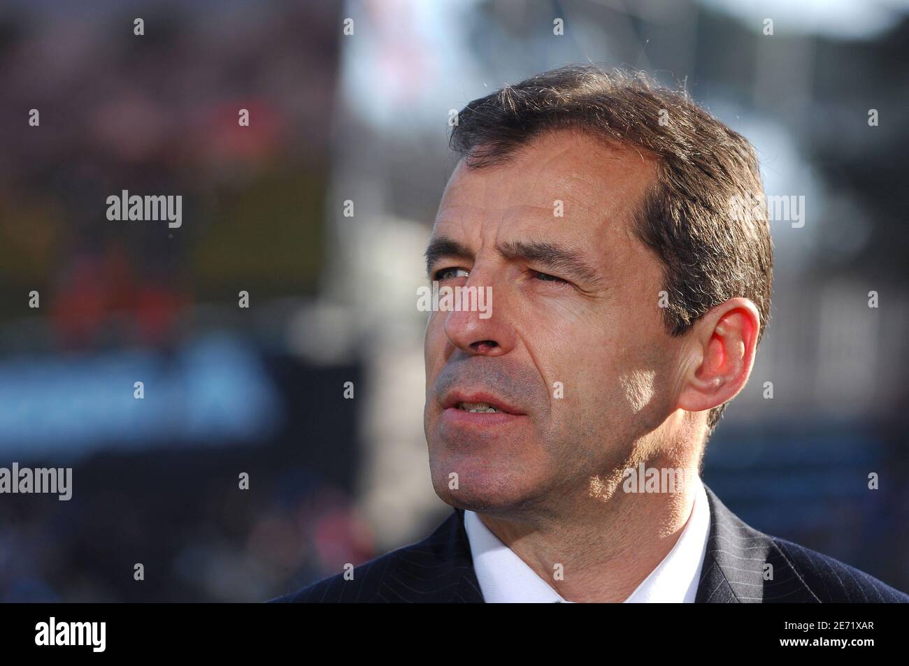 Italys rugby coach pierre berbizier hi-res stock photography and images ...