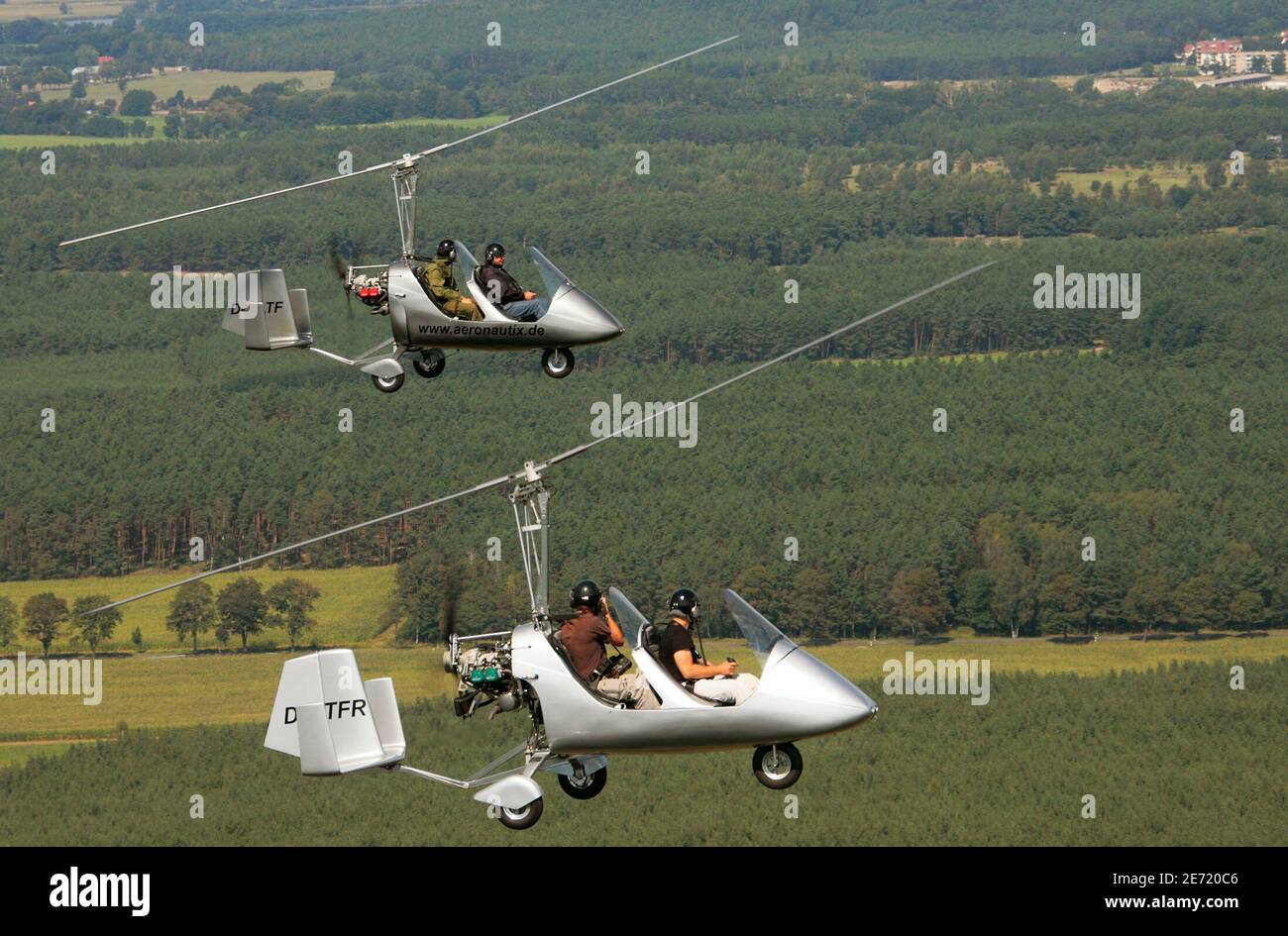 Police helicopter front aircraft hi-res stock photography and images ...