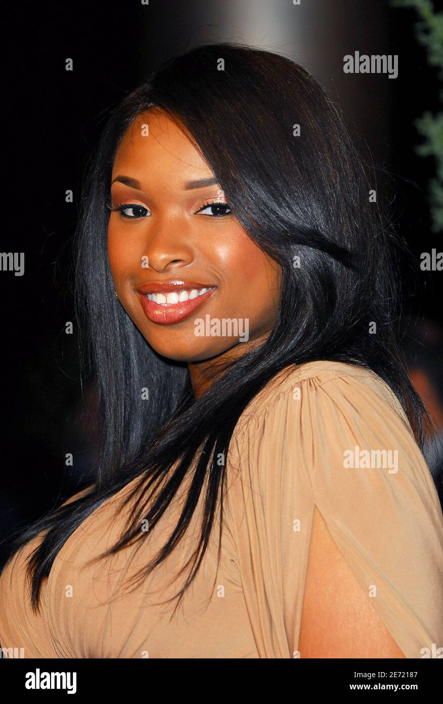 Actress Jennifer Hudson arrives at the 79th annual Academy Awards ...