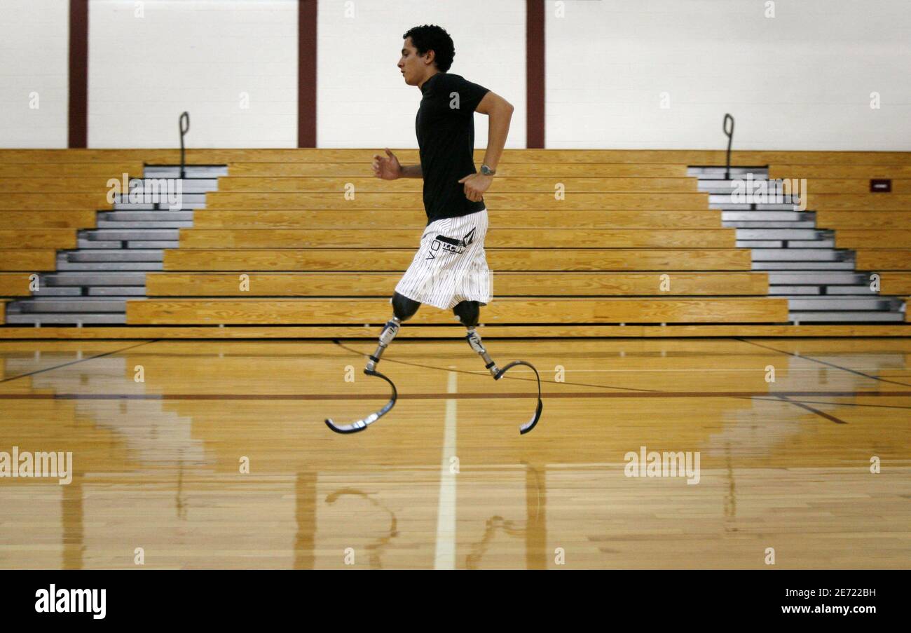 Military amputee training hi-res stock photography and images - Alamy