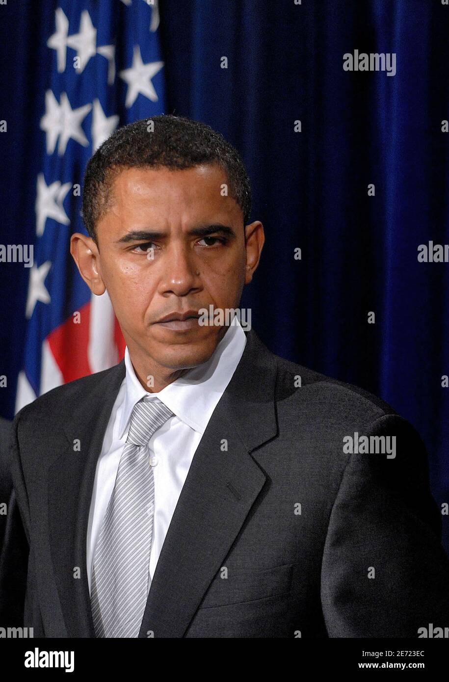 News timeline hi-res stock photography and images - Alamy