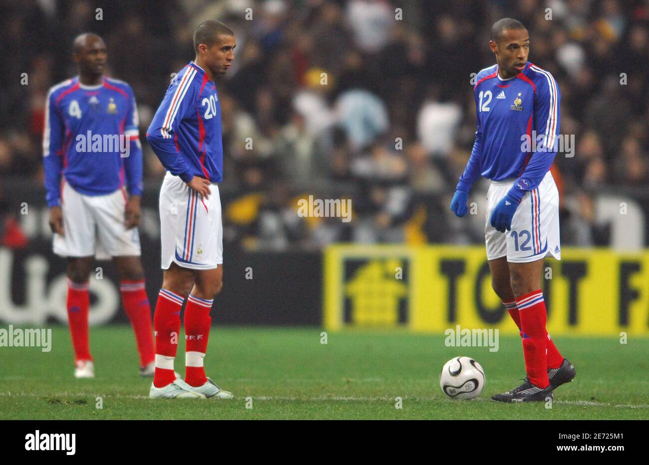 Thierry henry and david trezeguet hi-res stock photography and images ...