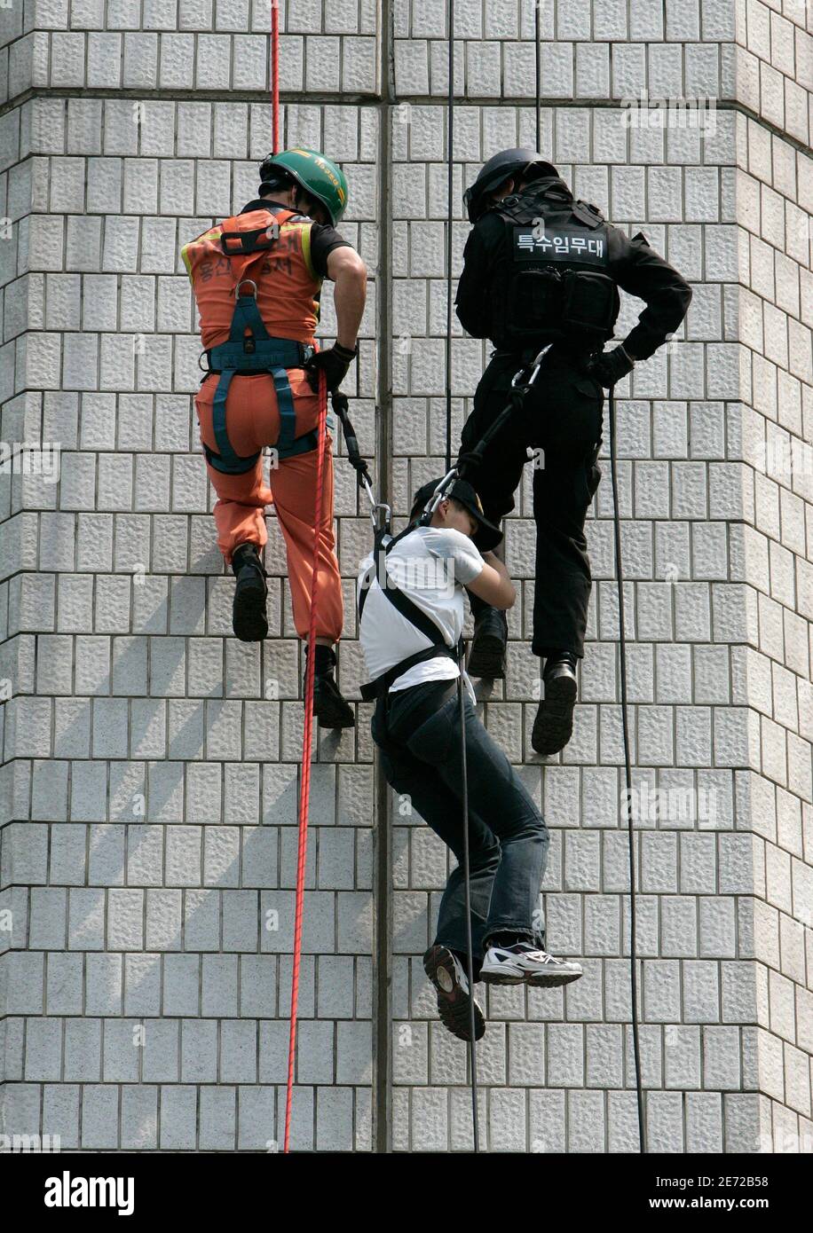 Firefighter training building hi-res stock photography and images - Alamy
