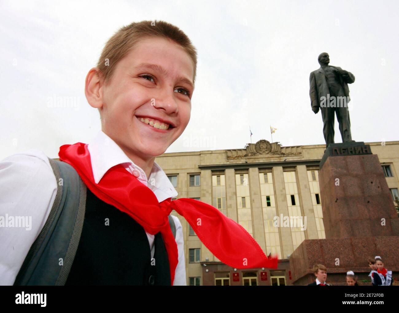 Vladimir lenin all union pioneer organization hi-res stock photography ...