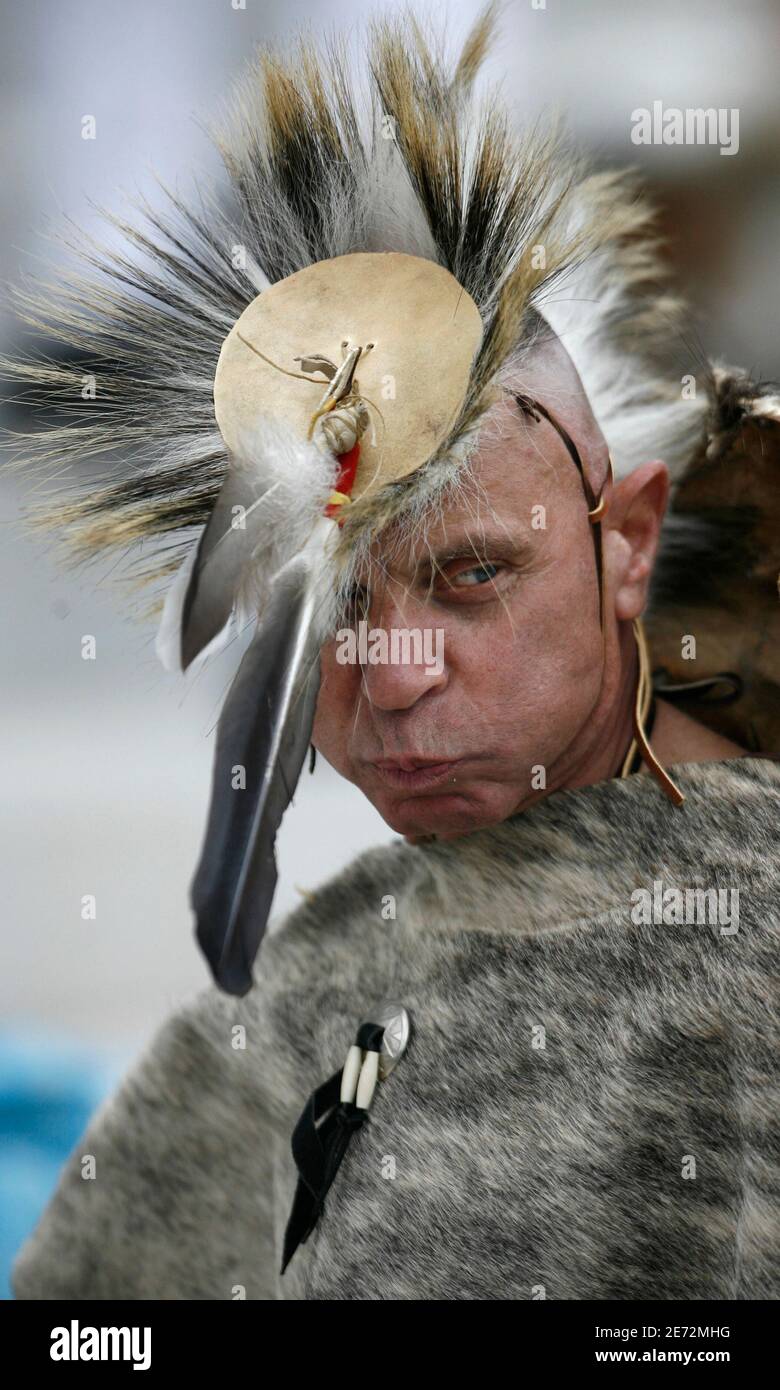 Imperial garb hi-res stock photography and images - Alamy