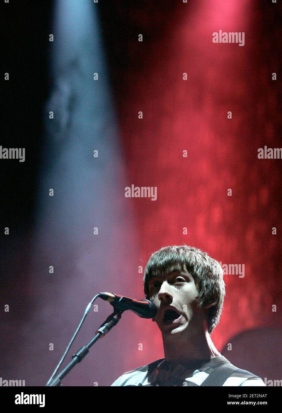Arctic monkeys 2007 hi-res stock photography and images - Alamy