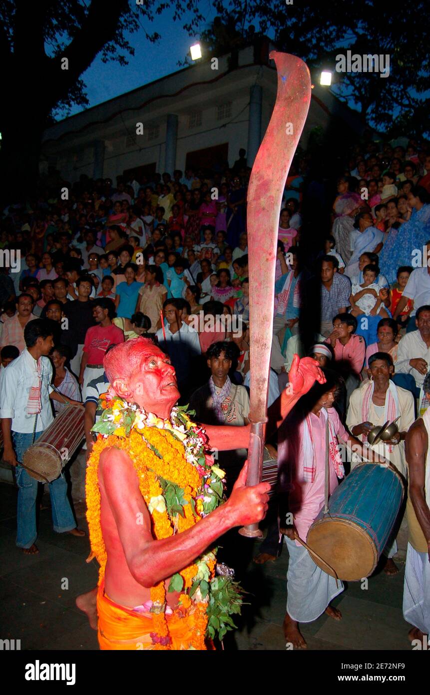 Snake worship india hi-res stock photography and images - Alamy