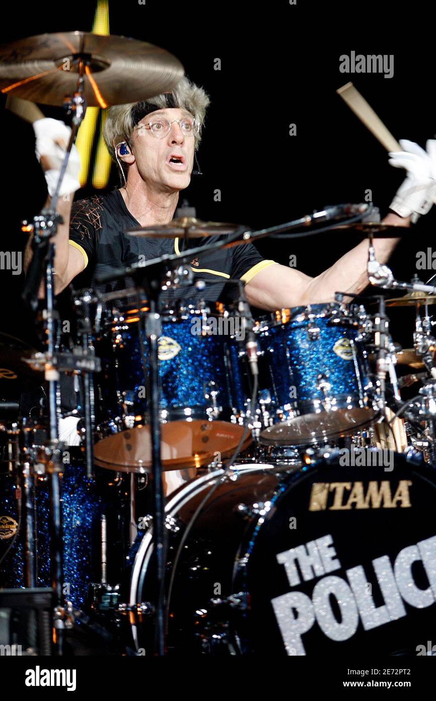 The police reunion tour hi-res stock photography and images - Alamy