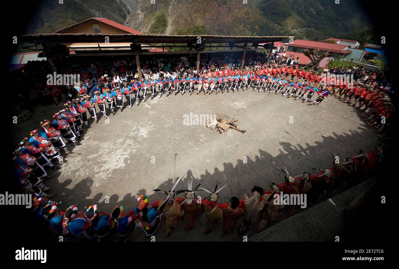 Tsou Tribe High Resolution Stock Photography and Images - Alamy