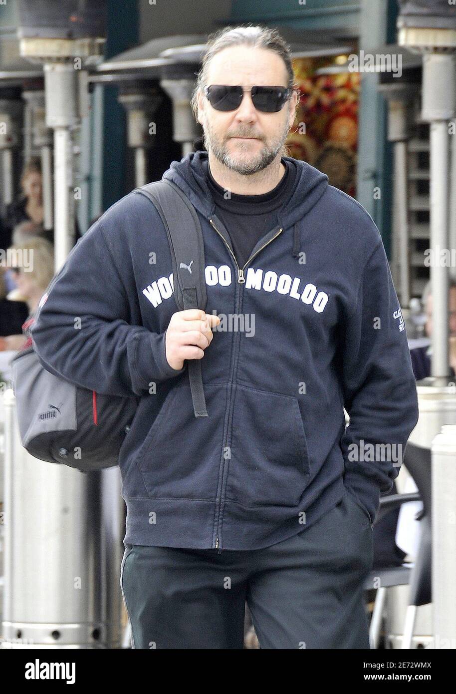 Russell crowe of australia hi-res stock photography and images - Alamy