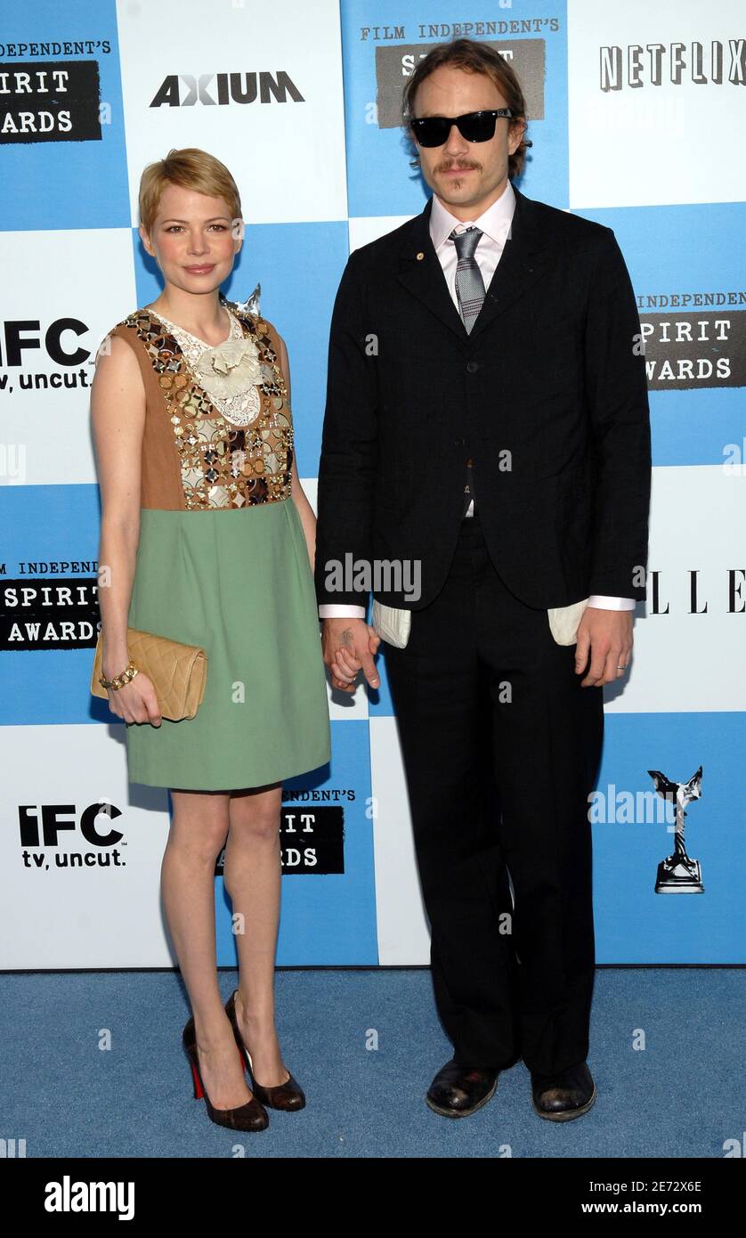Michelle Williams and Heath Ledger attend the 2007 Film Independent's ...