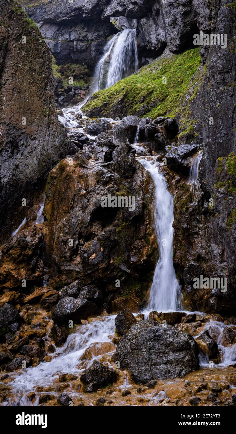 gordale scar waterfall Stock Photo - Alamy