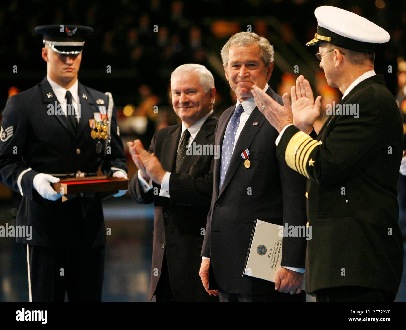 Distinguished public service medal hi-res stock photography and images ...