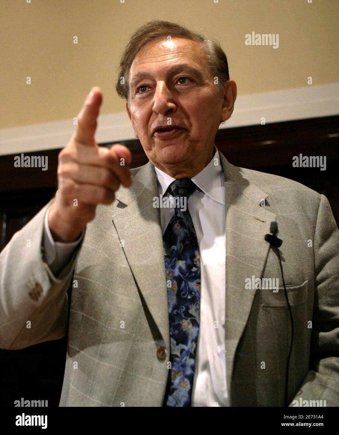 Robert gallo hi-res stock photography and images - Alamy