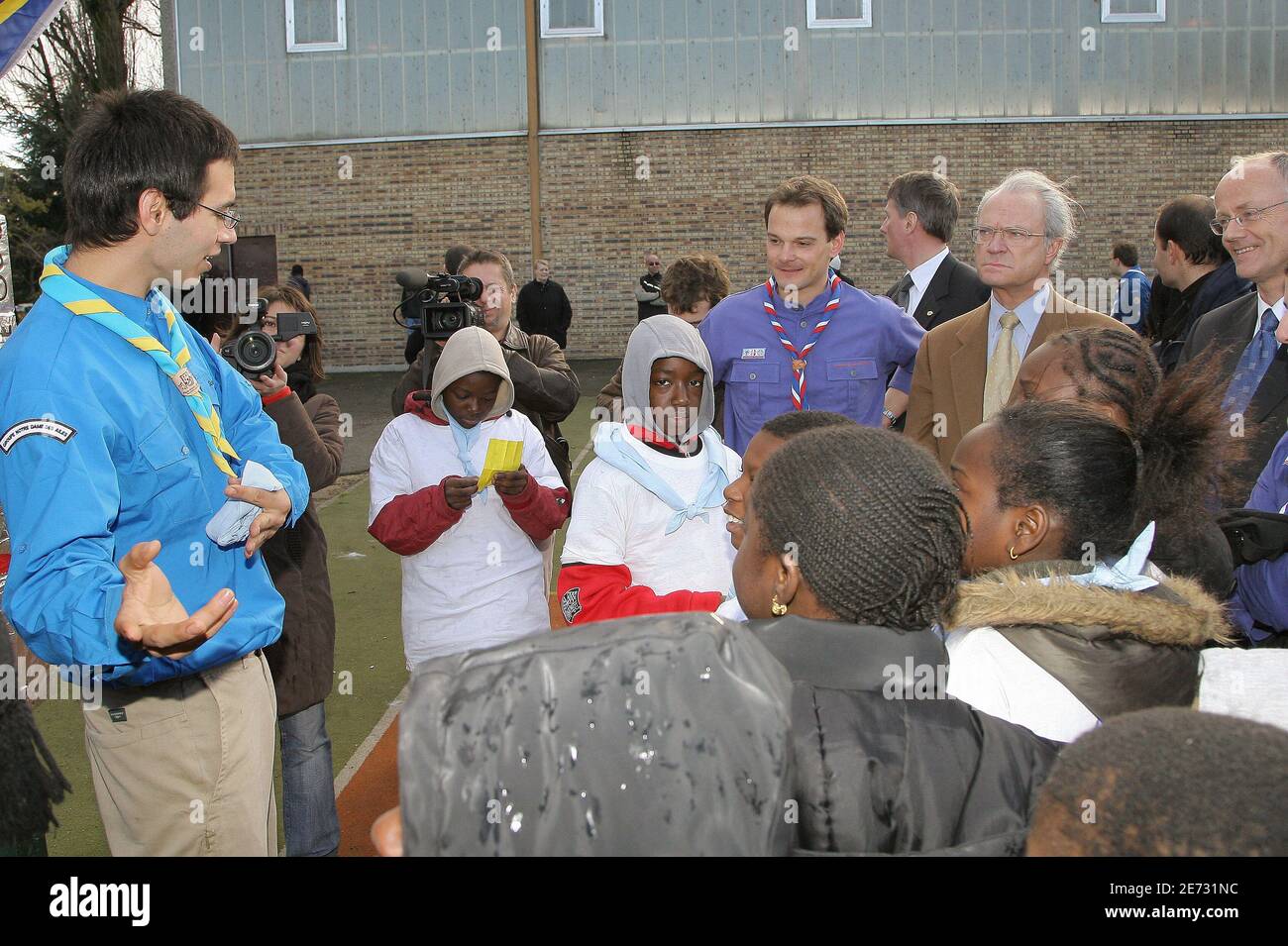 King Carl XVI Gustaf of Sweden meets the french Scouts in Sarcelles ...