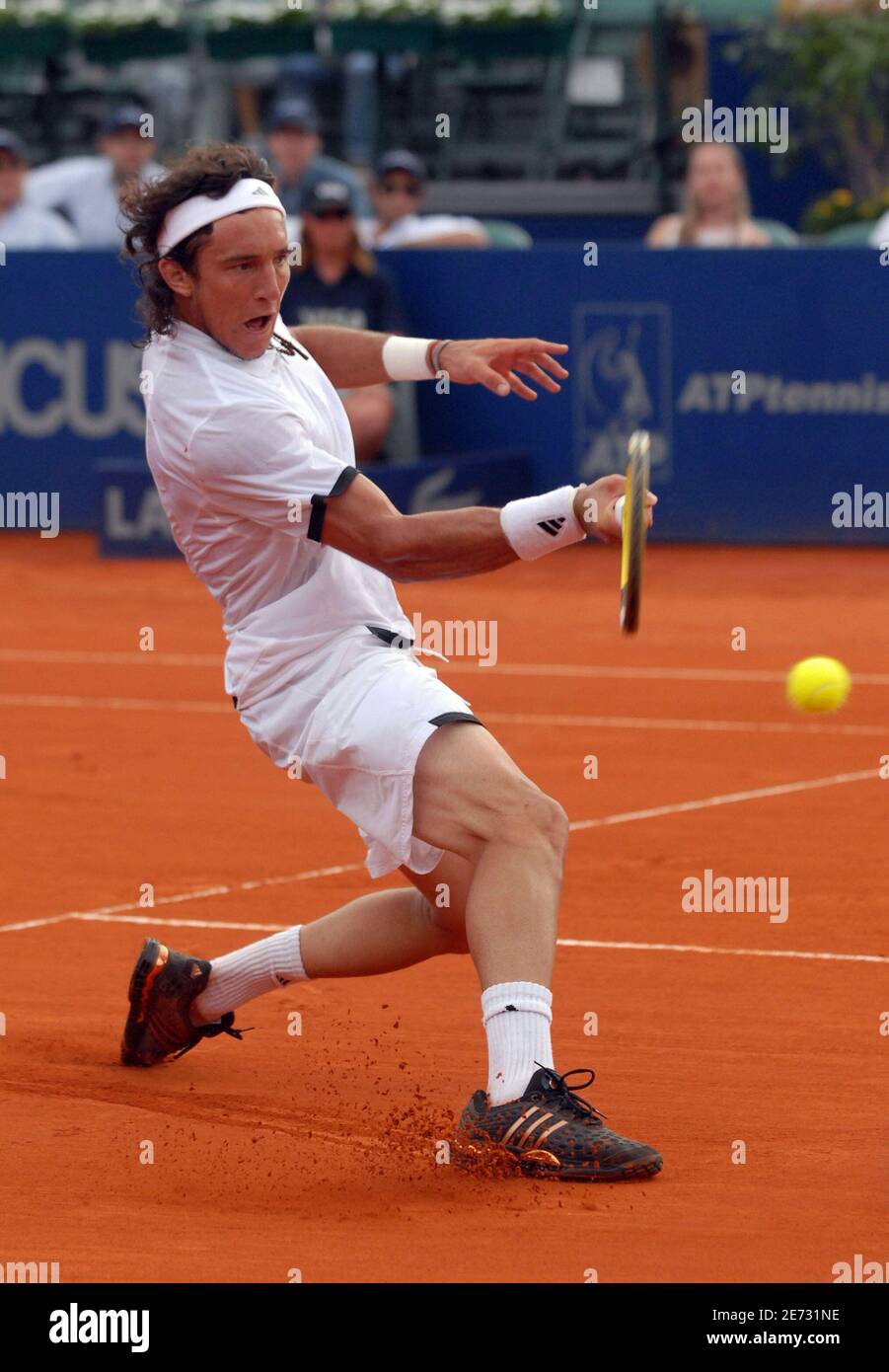 Argentina's Juan Monaco defeats, 6-1, 6-2, Italy's Alessio di Mauro in ...