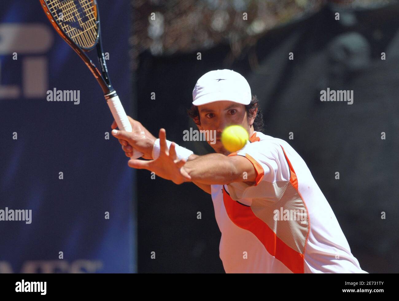 Argentina's Juan Monaco defeats, 6-1, 6-2, Italy's Alessio di Mauro in ...