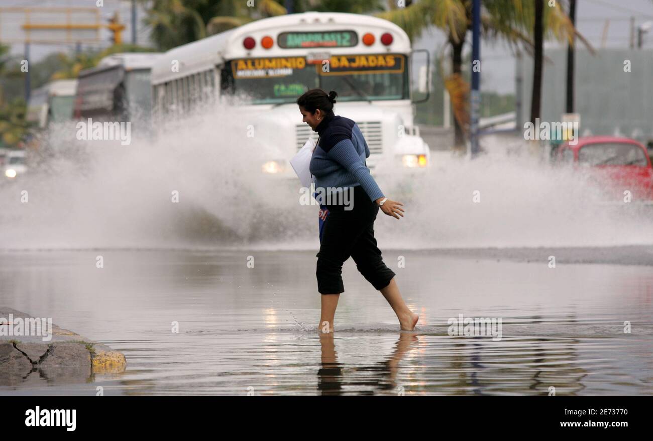 Tropical storm stan october 2005 hi-res stock photography and images ...