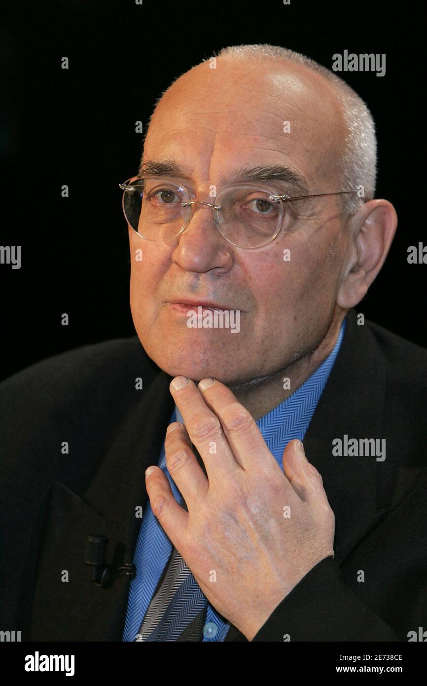 Max Gallo promotes his book 'L'Ame de la France' during the taping of ...