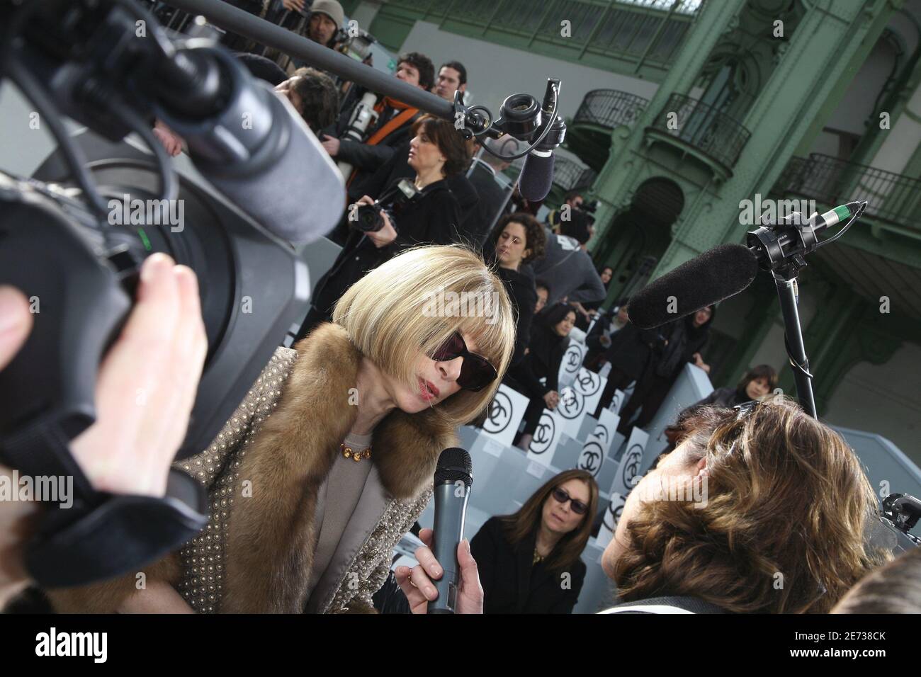 Chanel paparazzi hi-res stock photography and images - Alamy
