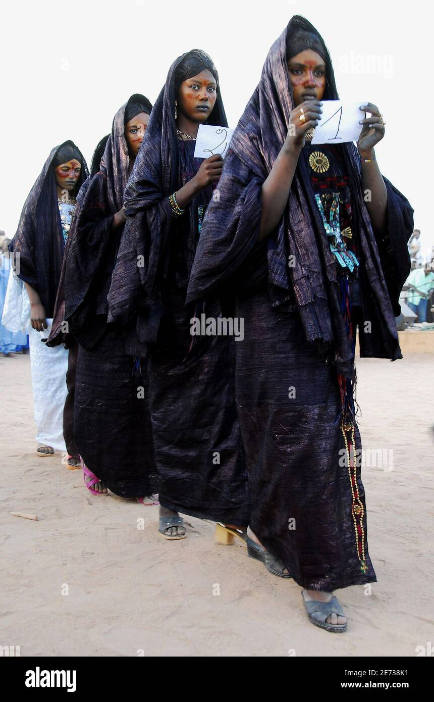 Camel Beauty Pageant High Resolution Stock Photography and Images - Alamy