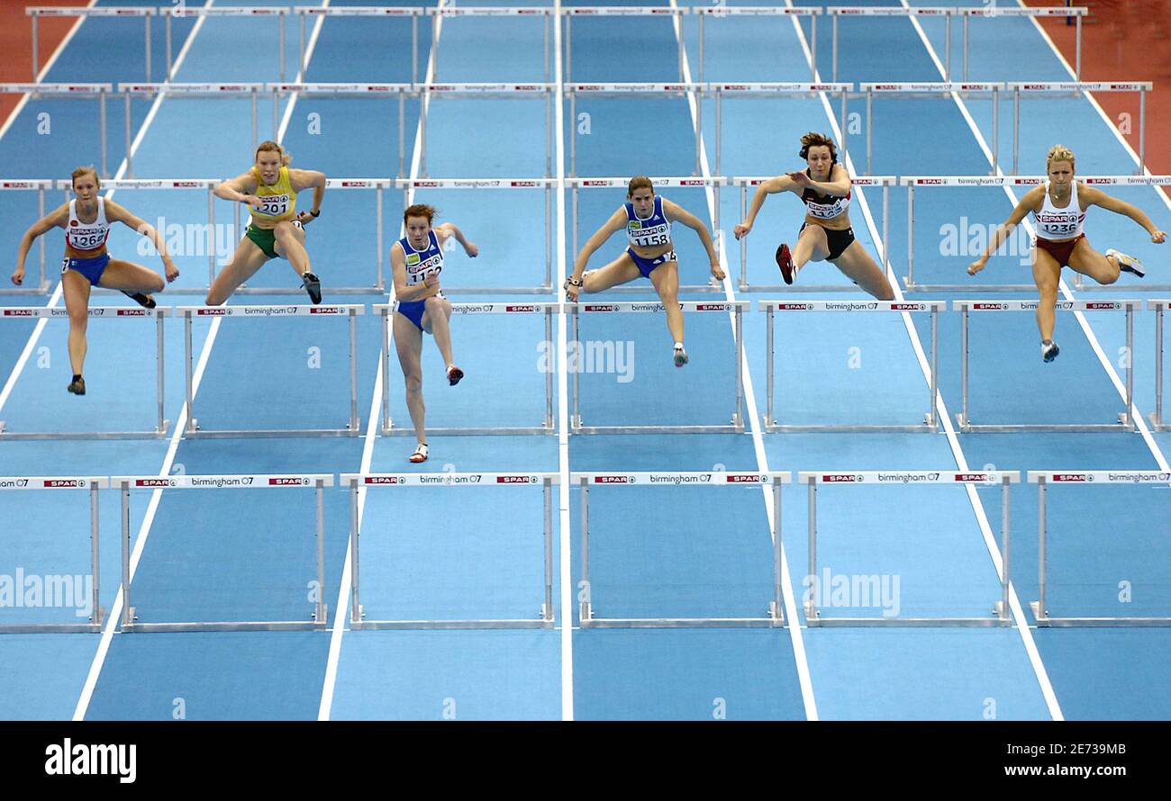 60 meters hurdles hi-res stock photography and images - Alamy
