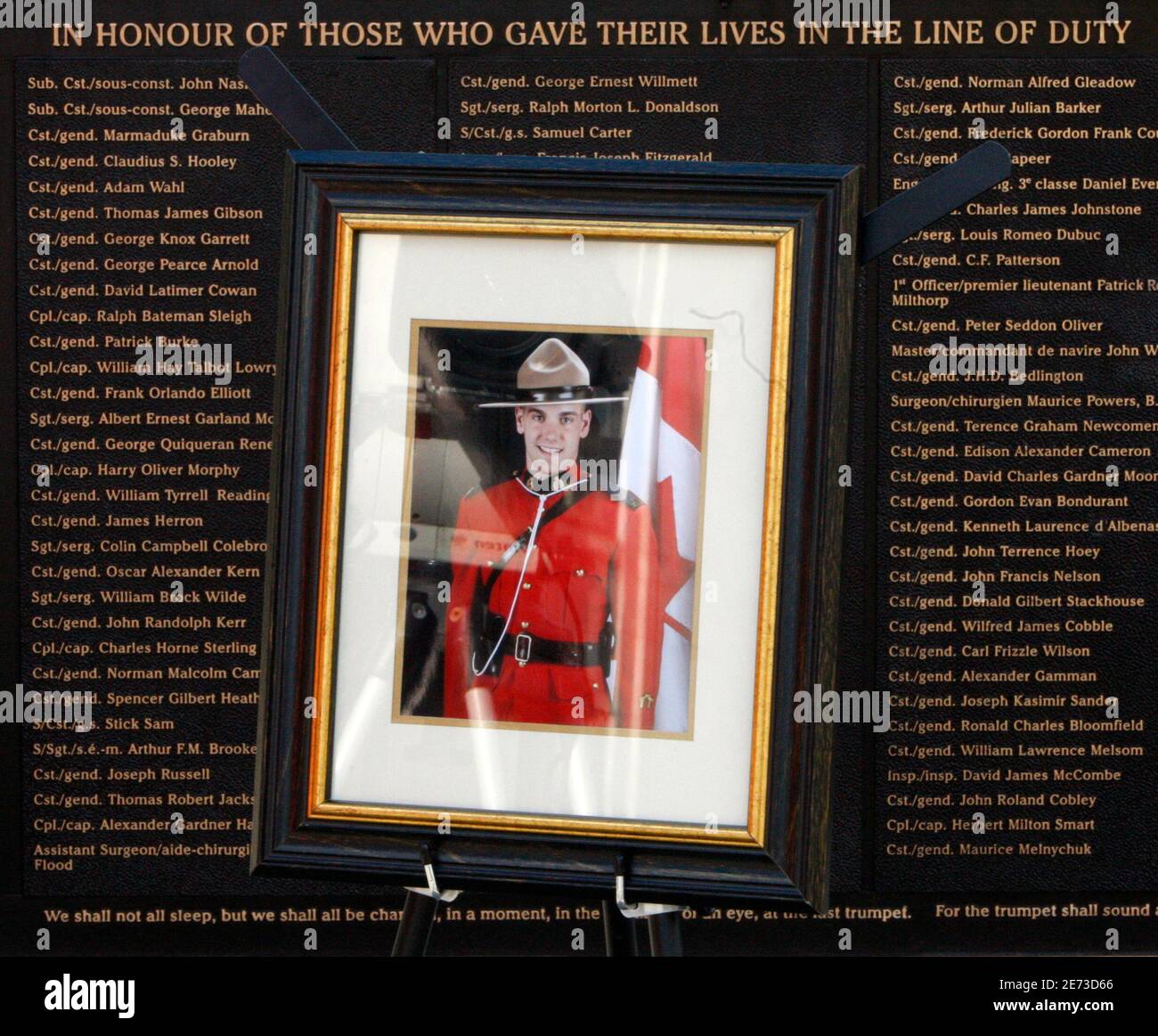 Rcmp portrait hi-res stock photography and images - Alamy