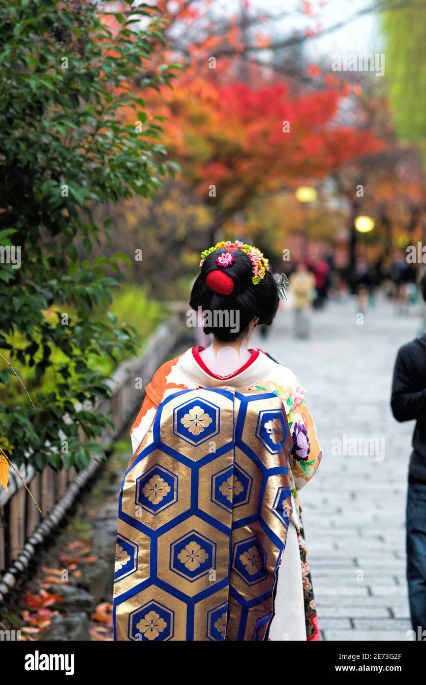 Rear view of geisha hi-res stock photography and images - Alamy