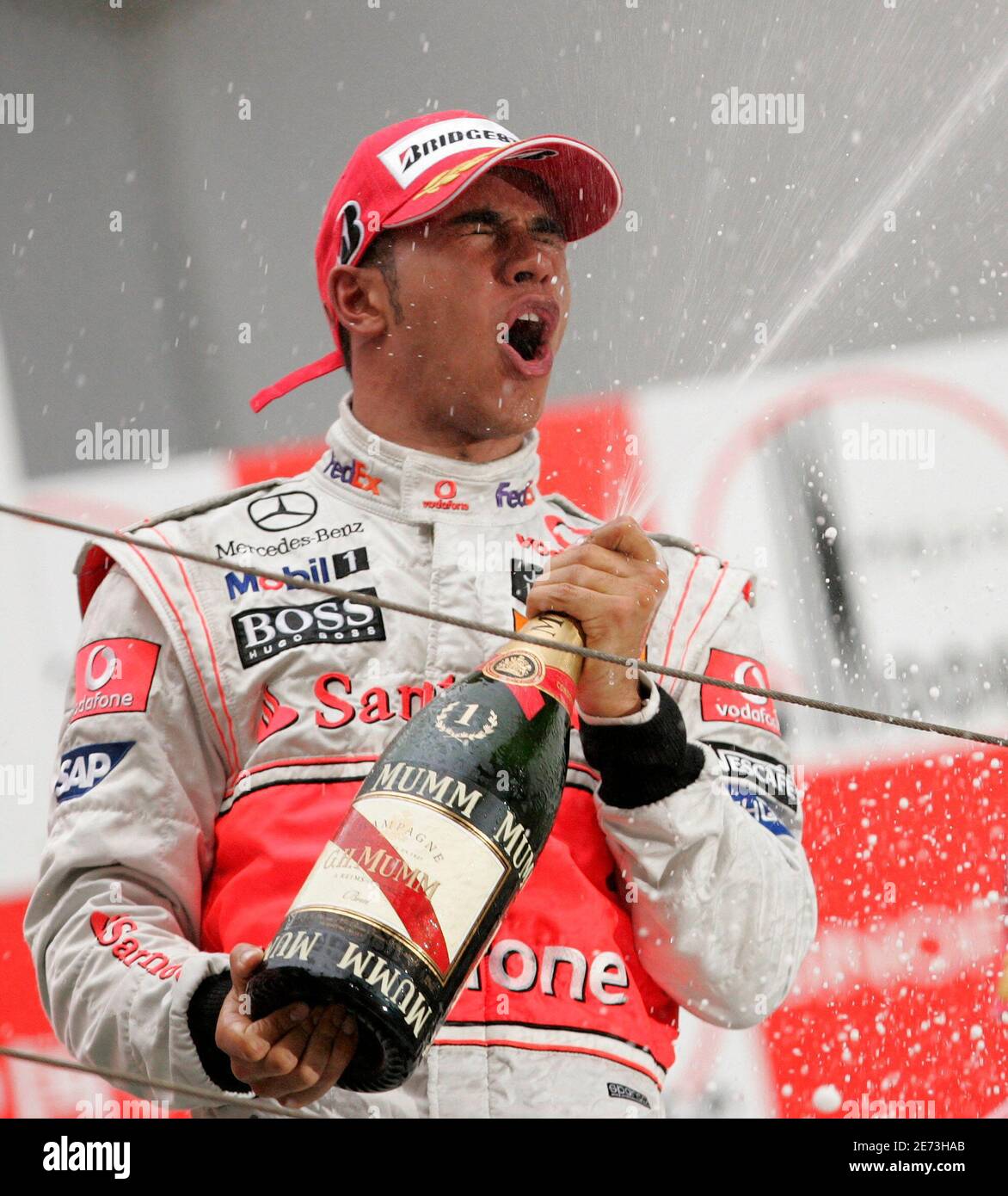 2008 chinese grand prix hamilton hi-res stock photography and images ...