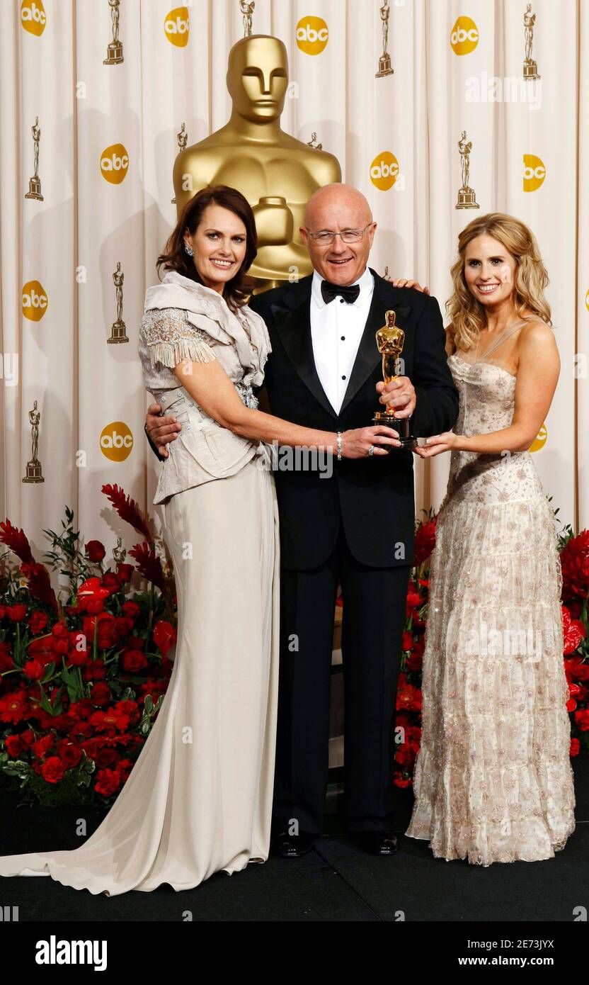 Kim ledger father hi-res stock photography and images - Alamy