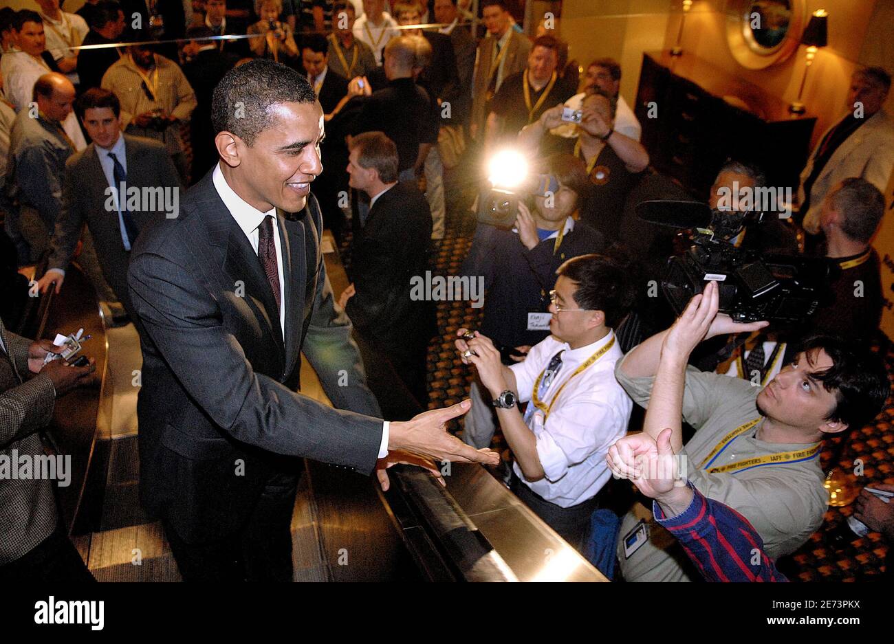 Presidential candidate Barack Obama delivers remarks on March 14, 2007 ...