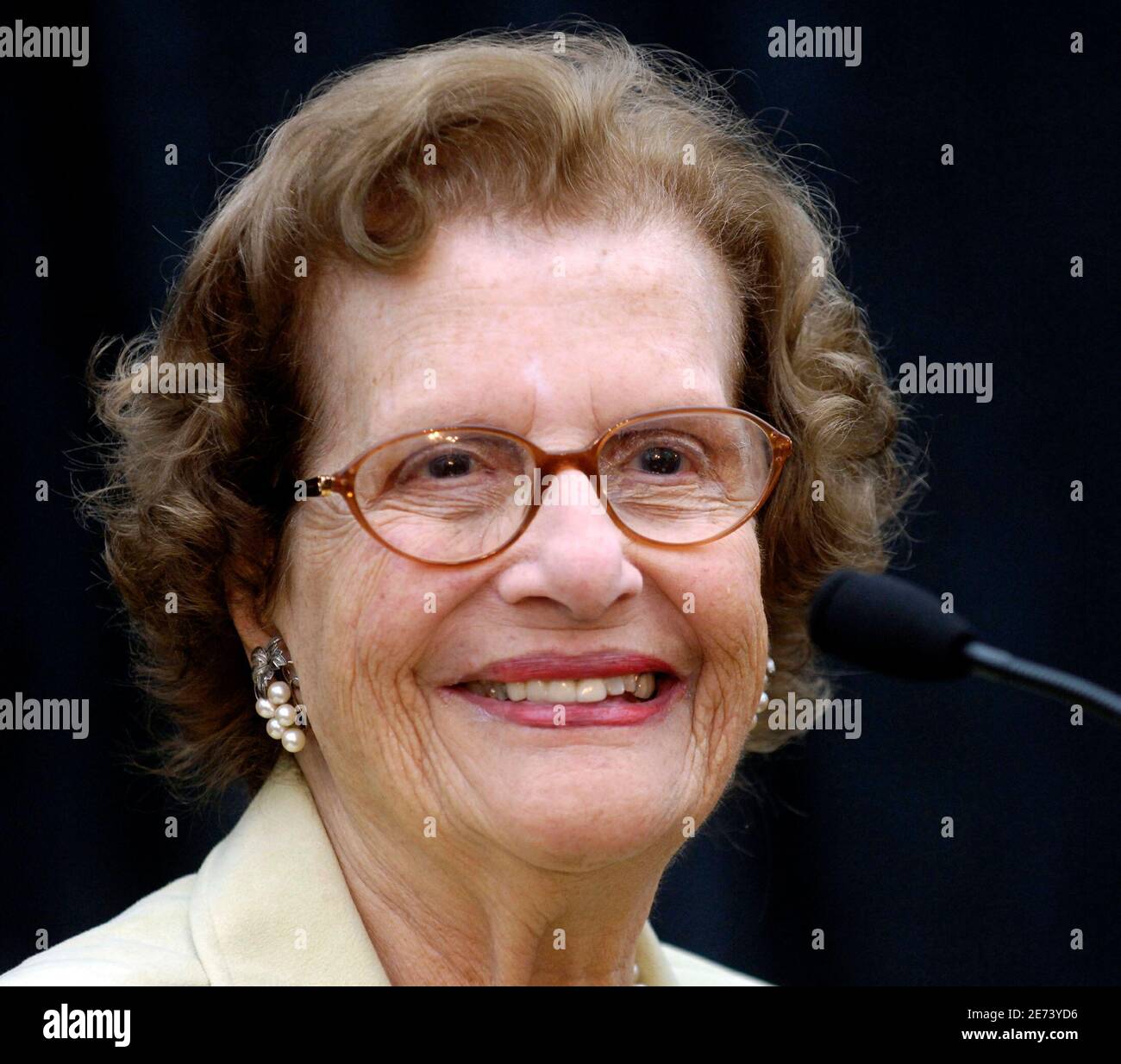 Gustav klimt portraits hi-res stock photography and images - Alamy