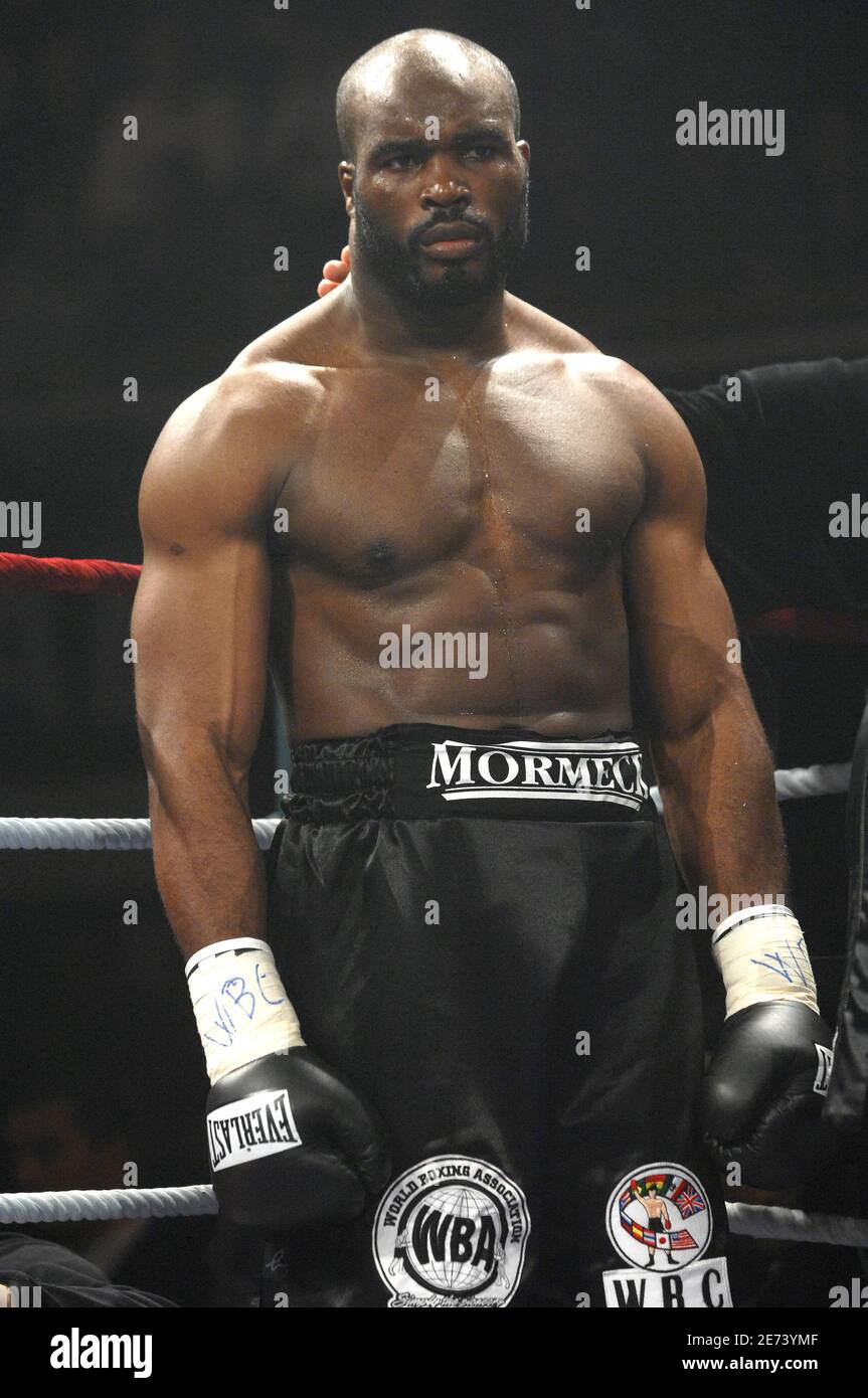 French boxer Jean-Marc Mormeck (R) and Jamaican-born IBF (International ...