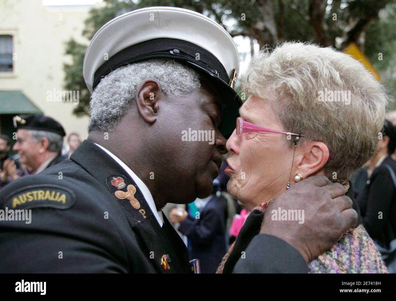 Anzac day parade through streets hi-res stock photography and images ...