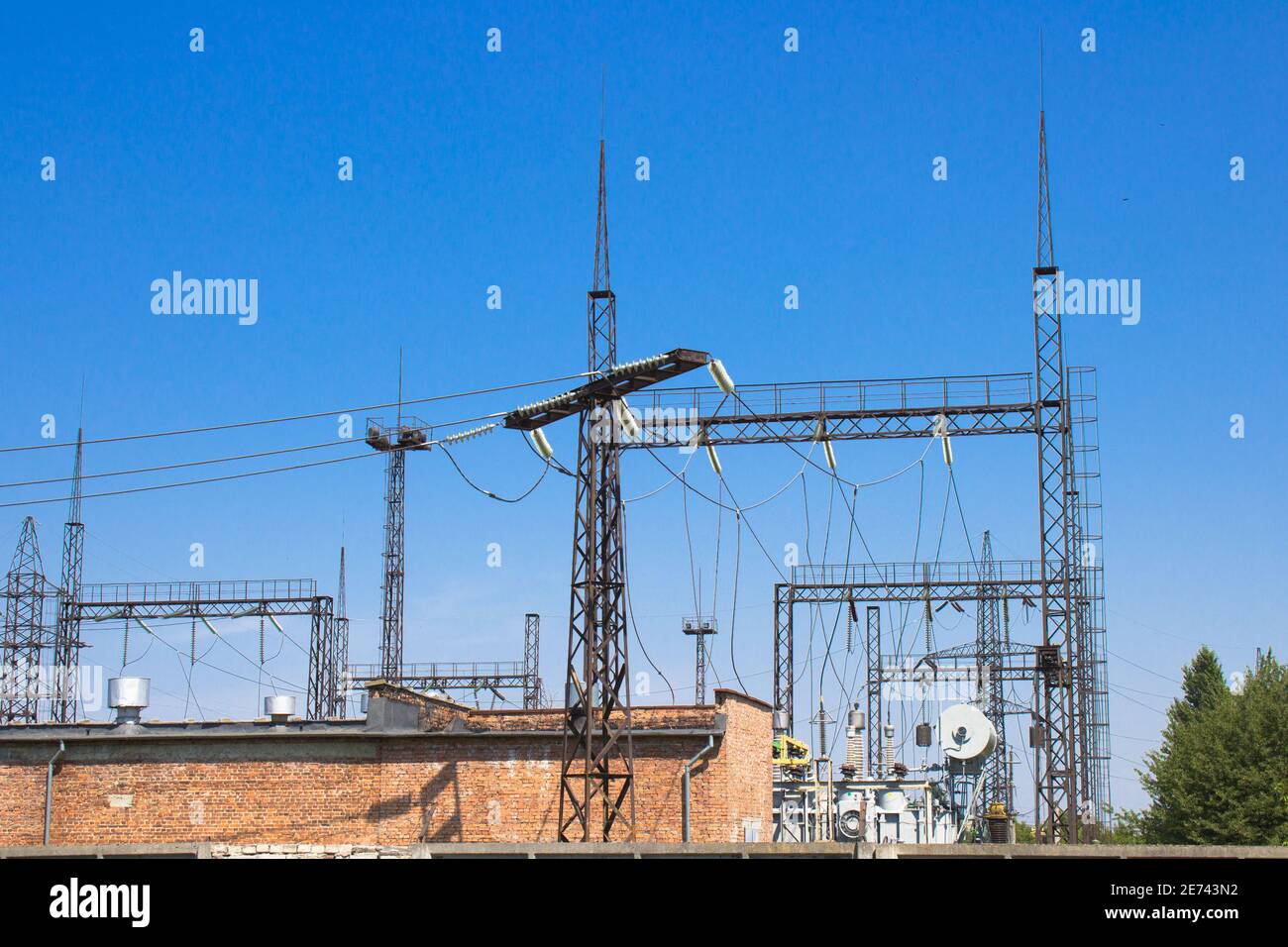 Substation cable hi-res stock photography and images - Alamy