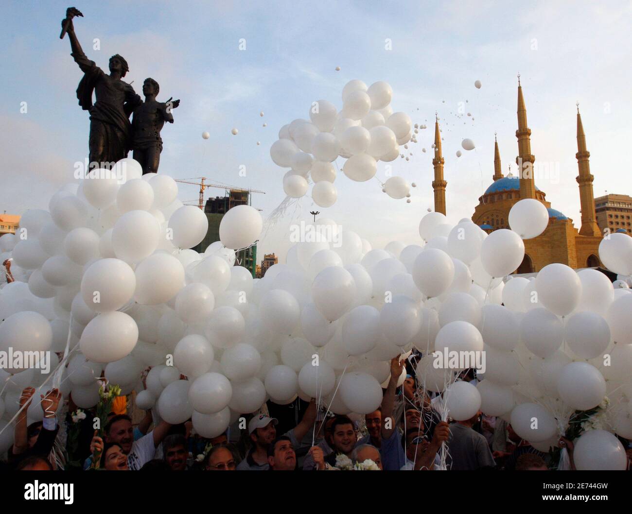 Martyr's square beirut statue High Resolution Stock Photography and ...