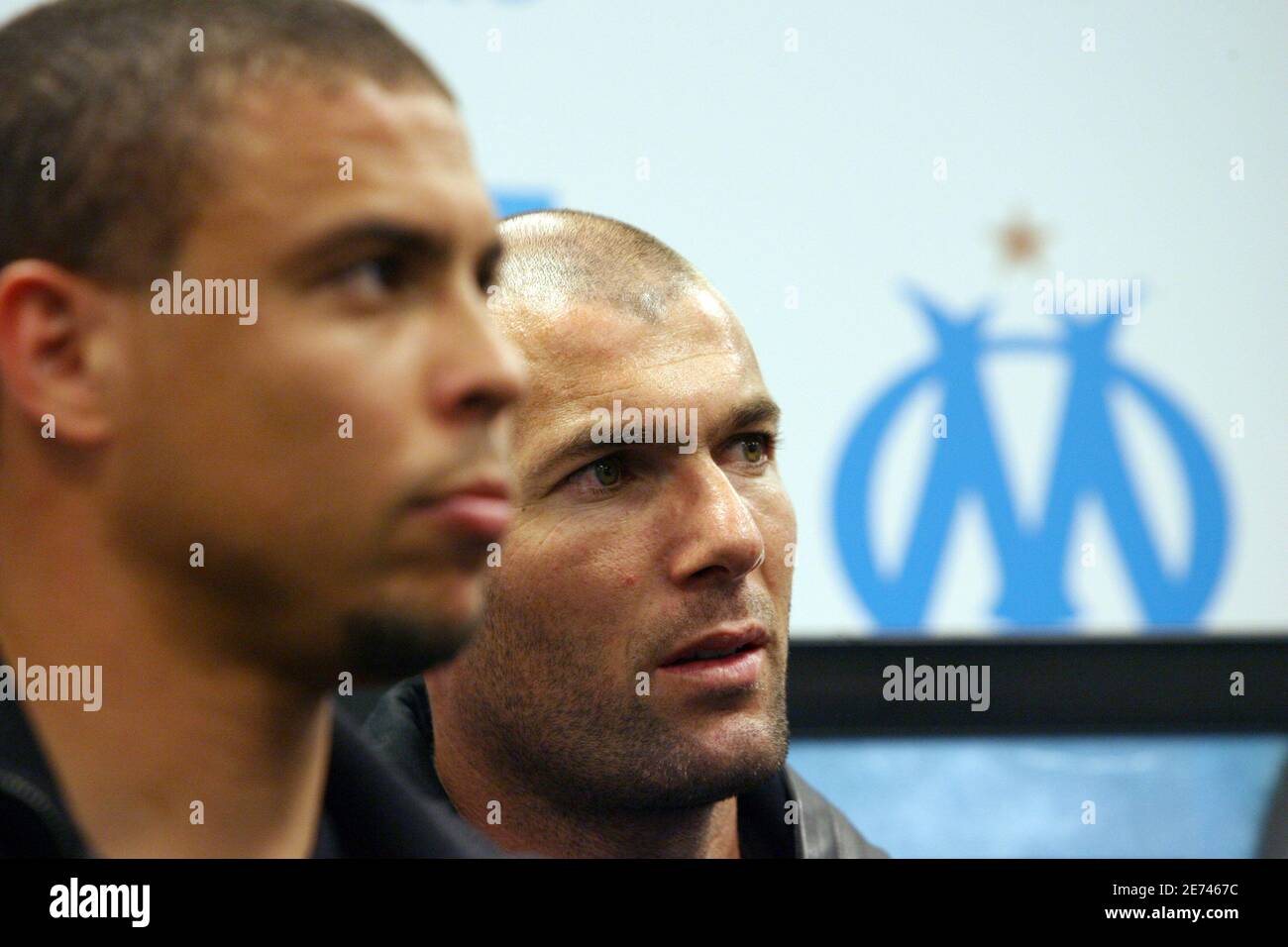 Zinedine zidane france ronaldo hi-res stock photography and images - Alamy