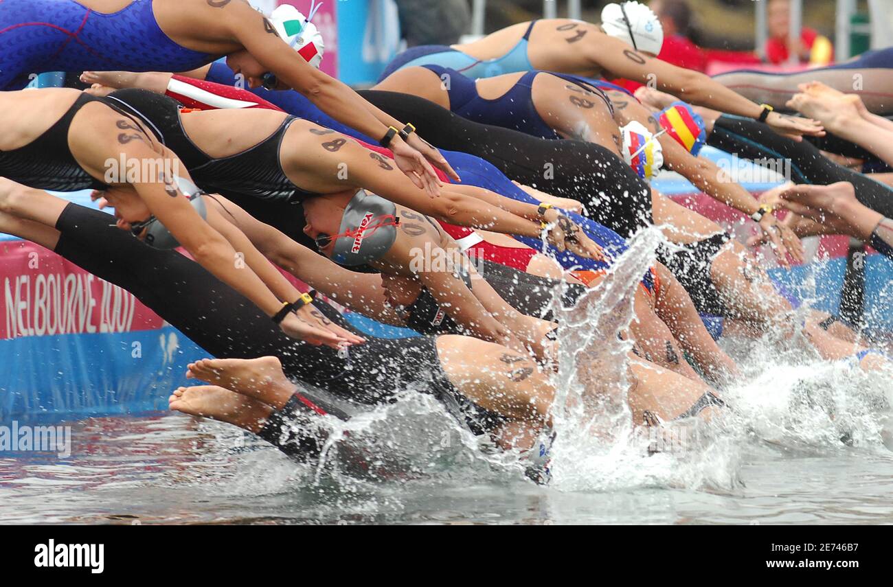 Start of swimmers on women's 10 kilometers open water during the 12th ...