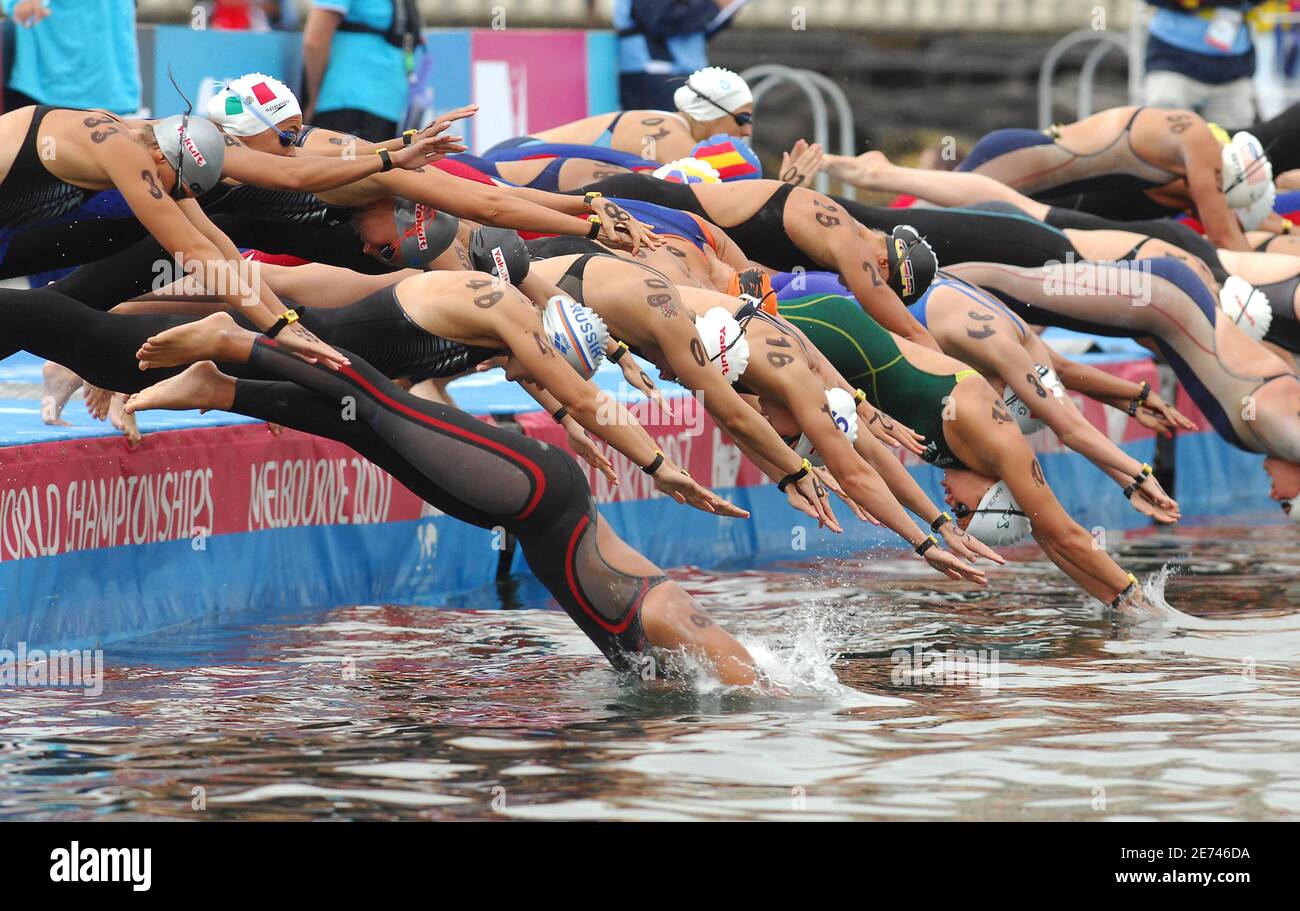Start of swimmers on women's 10 kilometers open water during the 12th ...