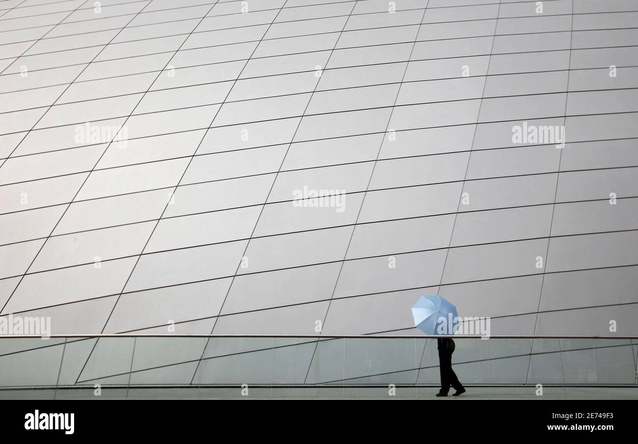 Government building trinidad and tobago hi-res stock photography and ...