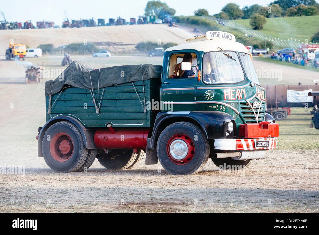 Vintage foden truck hi-res stock photography and images - Alamy