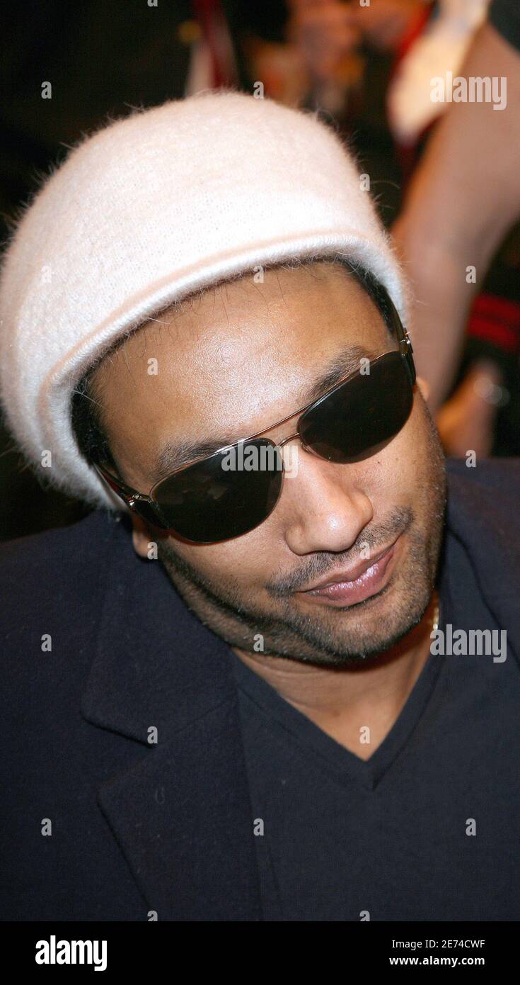 Porte chapeaux hi-res stock photography and images - Alamy