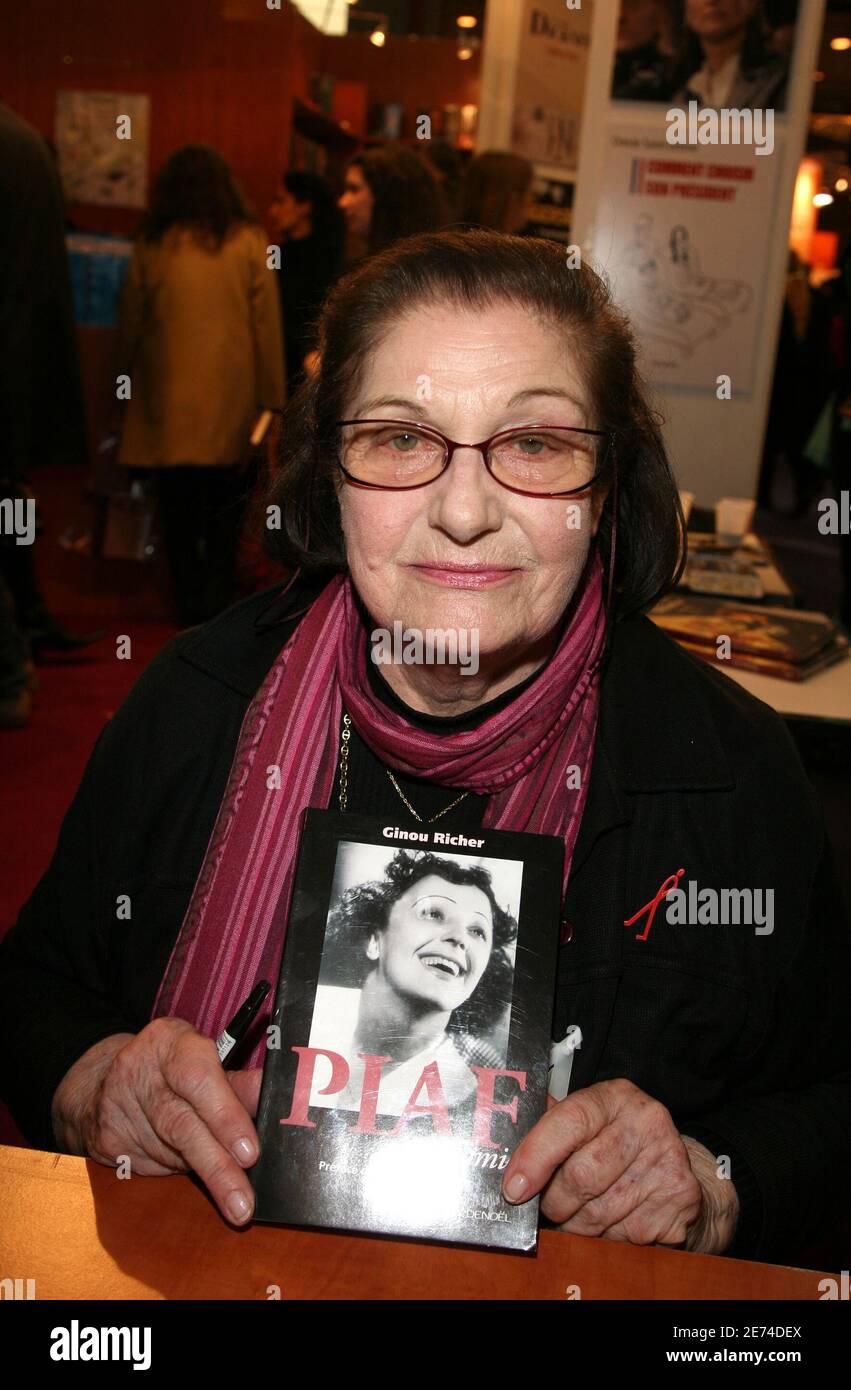 Le richer paris hi-res stock photography and images - Alamy