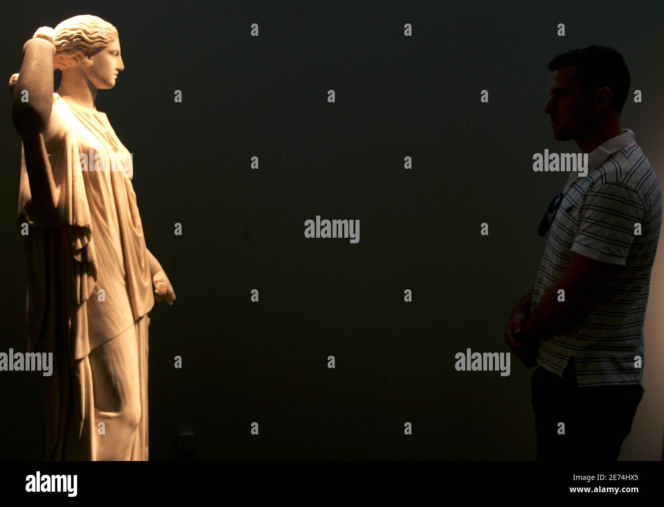 Sculptor praxiteles hi-res stock photography and images - Alamy